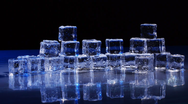 Ice Dispenser Flap Not Closing - Causes & Solutions - The Thin Kitchen